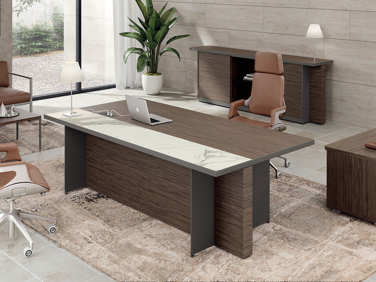 Comment choisir la meilleure table de bureau pour votre espace de travail